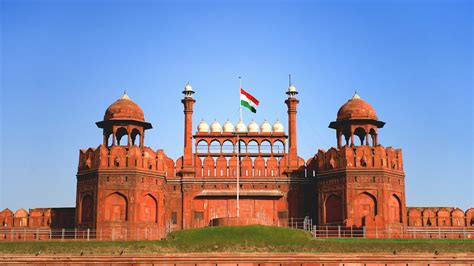 Fort Agra The Red Fort Close To The Taj Mahal Wanderwisdom