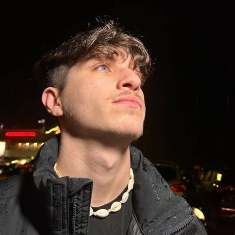 J Jayymagnuss Threads Say More