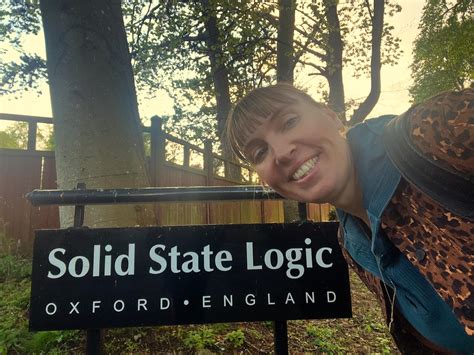 Anna Laverty Annalaverty • Instagram Photos And Videos