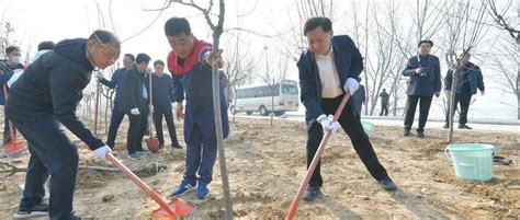 植树造林、绿满珠城！黄晓武倪建胜许光友等参加义务植树活动蚌埠军分区淮河生态