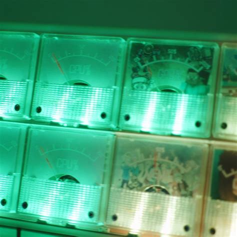 Cyber Retro Style Diy Pc Performance Monitor