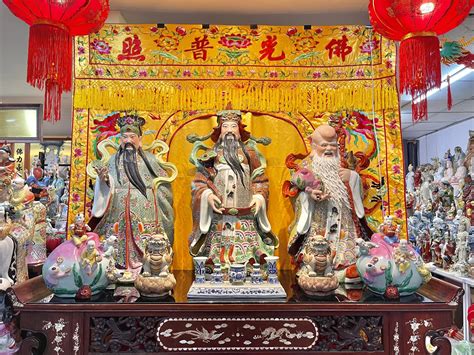 ครูกายแก้วและวัตถ ครูกายแก้วและวัตถุมงคลสยาม อ ไอศวรรยา