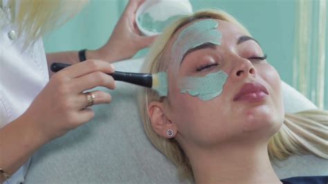 Как правильно наносить маску для лица Youtube