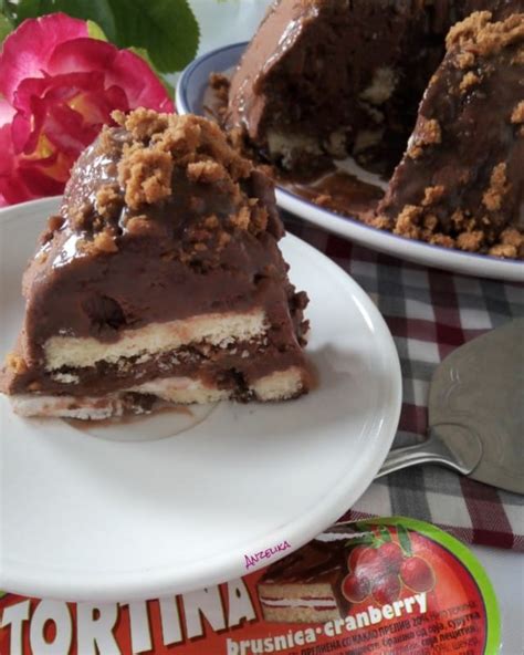 Круглов торта со алва ореви и чоколадо без печење Moirecepti