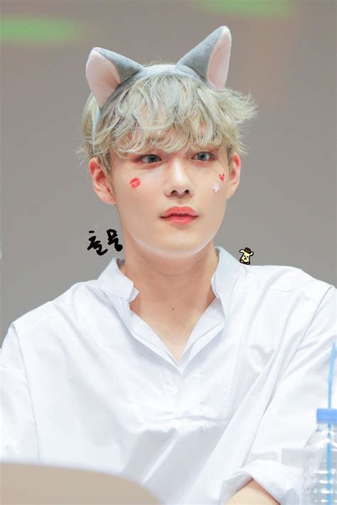 Pin de 콘 seok en cix