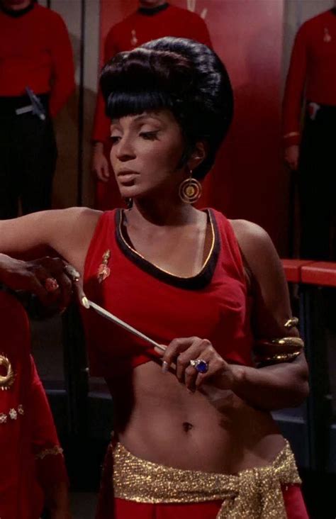 107 Best Lt Uhura 1 ~ Nichelle Nichols Images On Pinterest Nichelle Nichols Stars And Viajes