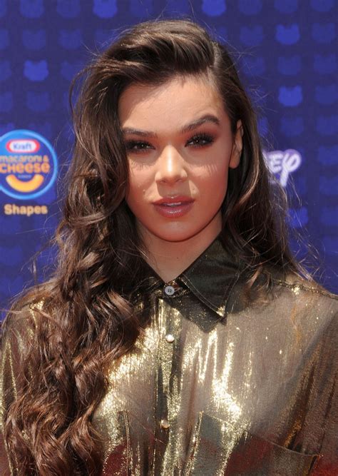 Hailee Steinfeld Radio Disney Music Awards In Los Angeles 04292017