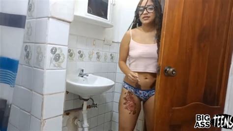 Casual Sex Between Stepson And His Stepmother After Finding Him