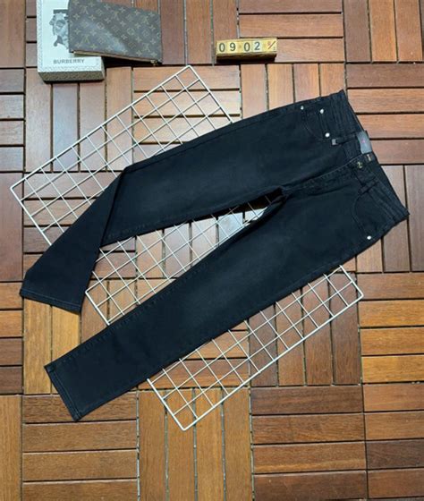 Джинсы Мужской черный широкие Деним размер 35 облегающий Пряжка Средняя Вышивка Китай На любой