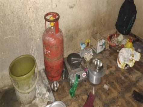 Fire Breaks Out In Gujarat Five Injured