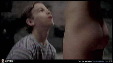 Nude And Noteworthy On Amazon Prime All I See Is You Lovelace Nelly