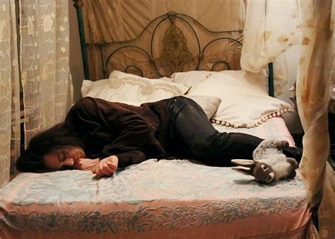 1 Hiddlestoners Image 1956021 On