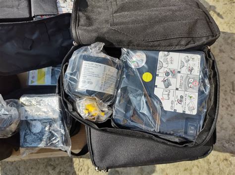 Мобилен Компресор Авариен Комплект с Пяна за Гуми Авто компресор Аксесоари Резервни част