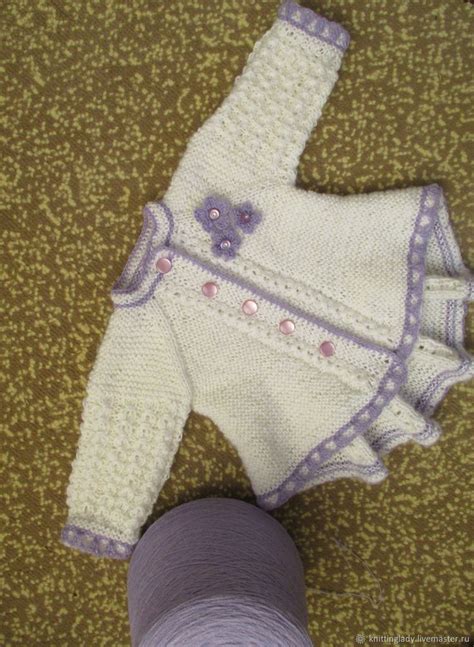 Вязаная детская кофточка с баской для новорожденной Сиреневый нежный в интернет магазине на