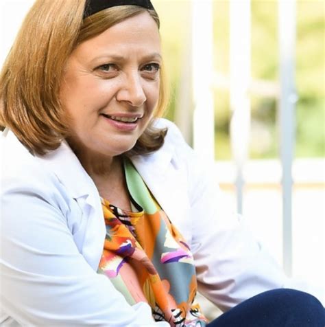 Д р Кръстева от Откраднат живот с разтърсваща изповед Става въпрос за реална много известна и