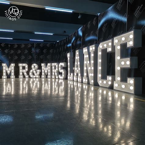 Factory Wholesale 4ft Letters Marquee Led Letter Lights Large China