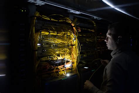 Chinese Government Hackers Targeted Us Internet Providers With Zero Day