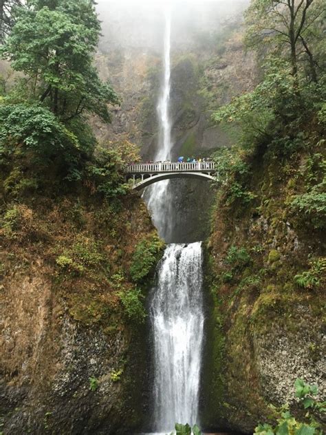 Hiking Multnomah Falls In The Columbia River Gorge Multnomah Falls