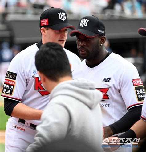 Po 4차전 빼면 16타수 무안타 내년에도 볼 수 있을까 재계약이 걸린 운명의 시리즈 네이트 스포츠