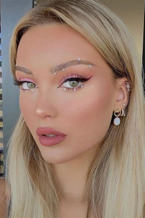 Makeup Eye Looks Eye Makeup Art Pink Makeup Artistry Makeup Concert Makeup Looks Rave Eye