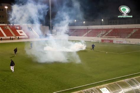 حمله صهیونیست ها به یک بازی فوتبال در فلسطین با گاز اشک آور فیلم تسنیم