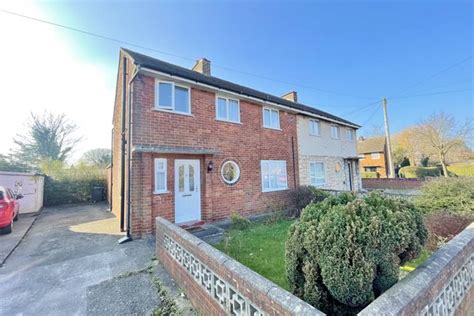 Ryefield Avenue Penwortham Pr1 3 Bedroom Semi Detached House For Sale