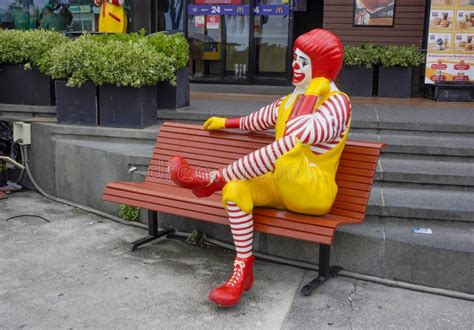 Legend Ronald Mcdonald Editorial Photography Image Of Buffet 326469767