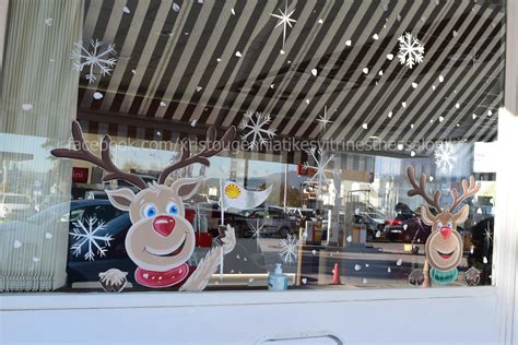 ΧΡΙΣΤΟΥΓΕΝΝΙΑΤΙΚΕΣ ΖΩΓΡΑΦΙΕΣ ΒΙΤΡΙΝΑΣ ΣΤΗ ΘΕΣΣΑΛΟΝΙΚΗ Δεκεμβρίου 2021