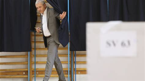 Romanian Same Sex Marriage Referendum Fails Amid Low Turnout