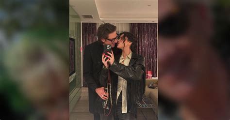 Bella Thorne Flaunts Her Backside In Racy Leopard Print Swimsuit Photo