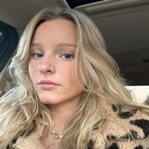 Jessi Jessi Robertson Threads Say More