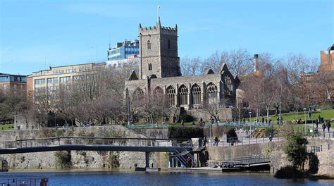 Castle Park Bristol Events Festivals Concerts And Outdoor Activities