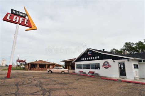 Adrian Texas Usa April 25 2017 Midpoint Cafe Route 66 Editorial
