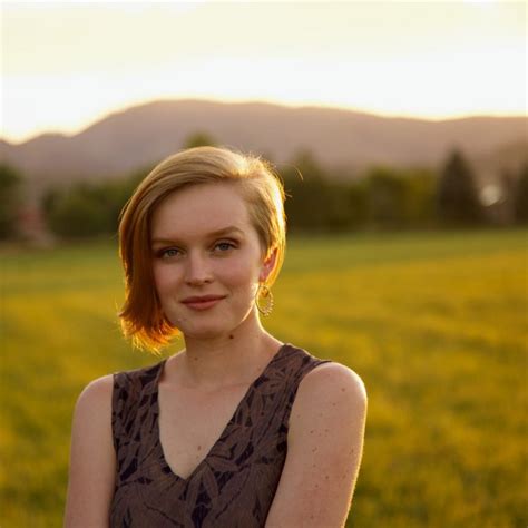 Ingrid Johnson Mezzo Soprano Short Biography