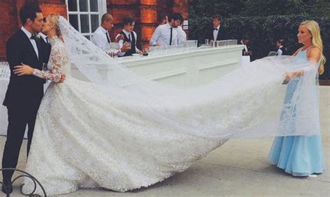 Destination Wedding Advice From Adam Levine And Behati Prinsloos