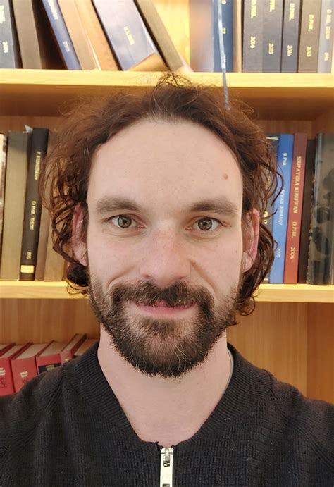 Dr Matthew Edmans Linacre College