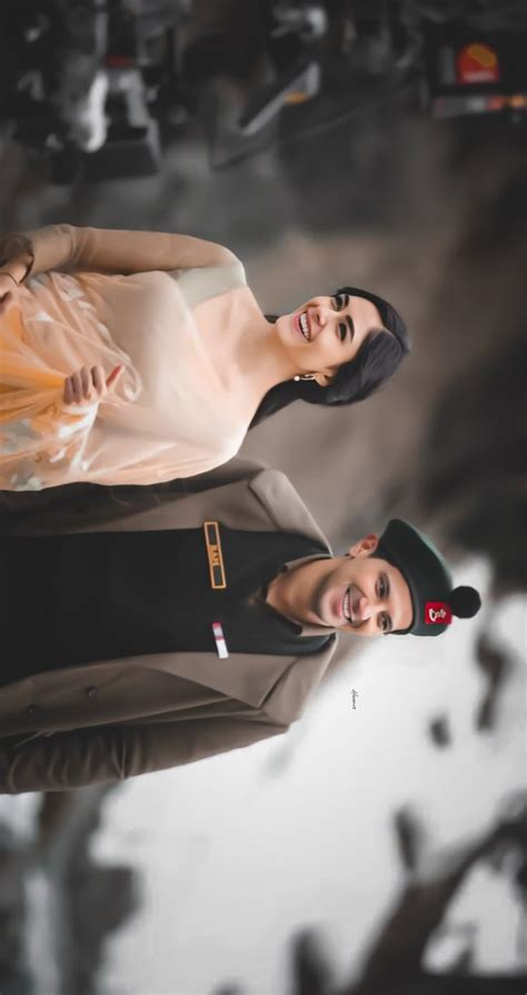 Pin By Ashu 7🐰 Rainbow On Sita Ramam Famous Indian Actors Love