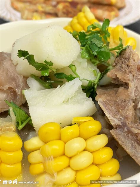 玉米排骨汤摄影图 传统美食 餐饮美食 摄影图库 昵图网nipic