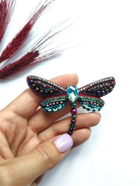 Брошь из бисера и бусин стрекоза — ціна 650 грн у каталозі Брошки Купити аксесуари за доступною