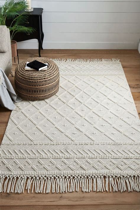 Pin By Rian Holmes On Bedroom Inspo Macrame Rug Rugs Extra Large Rugs