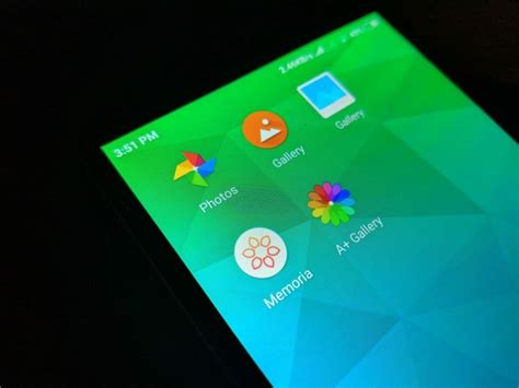 What S The Difference Between Google Photos And Gallery App On Android