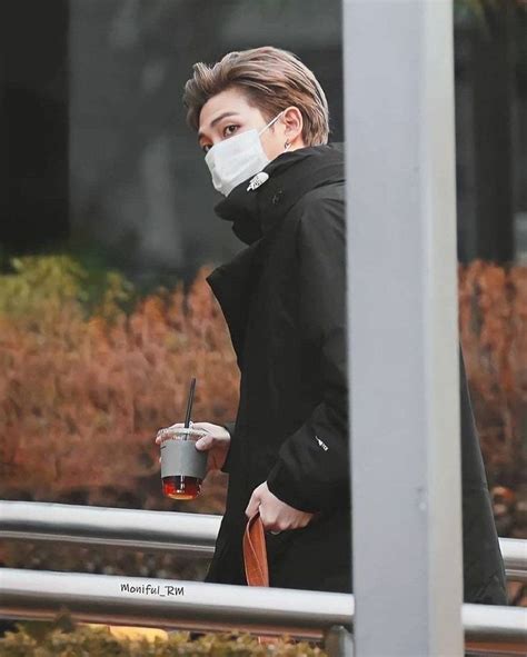 Https Pbs Twimg Com Media Fzdvekqx Aeknd Format Name Medium Kim Namjoon Namjoon Bts