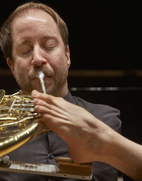 Felix Klieser Un Virtuoso De La Trompa Sin Brazos El PaÍs Semanal