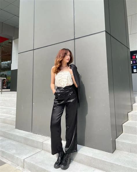 Ootd ลุคเรียบหรูดูแพง แกลเลอรีที่โพสต์โดย Proydee Lemon8