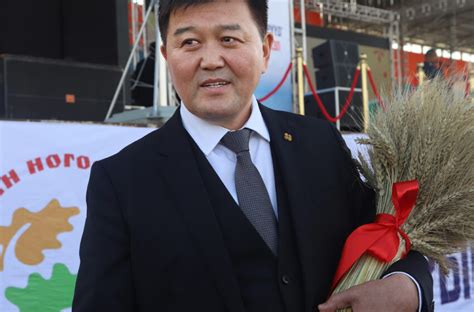 УИХ ын гишүүн Хүнс хөдөө аж ахуй хөнгөн үйлдвэрийн сайд Х Болорчулуун БҮХ ТӨРЛИЙН МАХНЫ