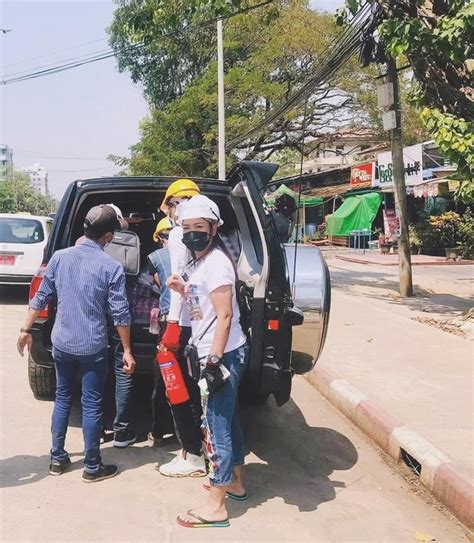 ပြည်သူလူထုအတွက် ထမင်းဘူးနဲ့ရေဘူးတွေလှူပေးတာကို သတင်းမှားတွေထွက်နေတာကြောင့် တိတိကျကျနဲ့ပြန်လည်ဖ