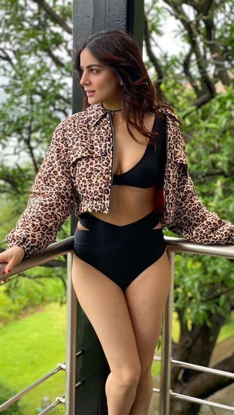 Top 999 Shraddha Arya Images Amazing Collection Shraddha Arya Images Full 4k