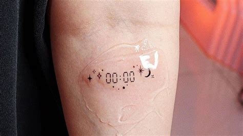 Horas Espejo ¿por Qué Se Viralizó El Tatuaje Con El 0000 Y Qué