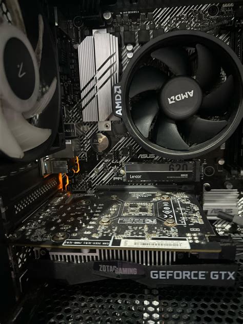 Asus Mobo Shows This Weird Light Even When Off Rasus