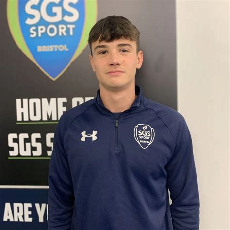 [배웅기의 슈퍼서브] 세상에 이런 일이 英 11부 리거 입단 테스트 합격→세리에 A 진출…인생역전 드라마 썼다 오늘의 축구 Your Field